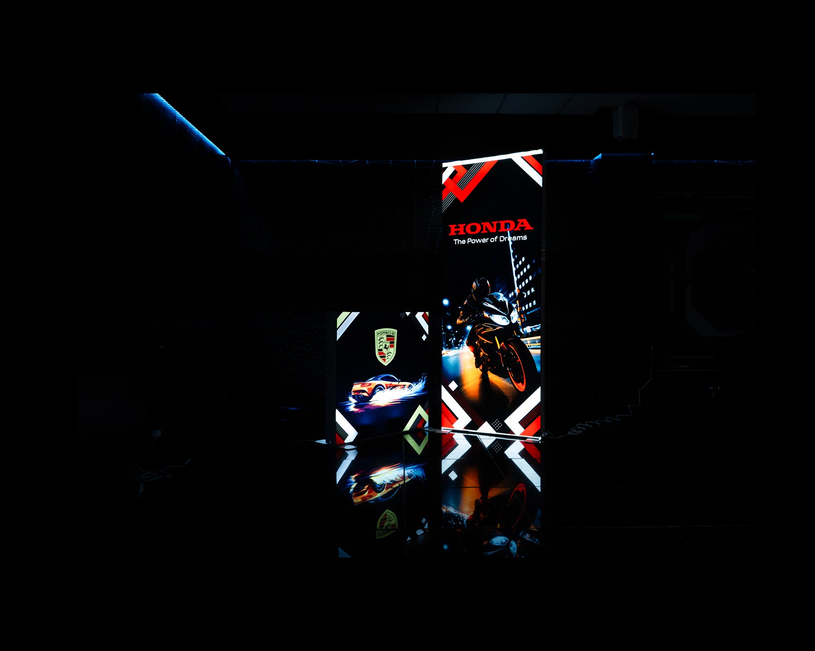 Light Exhibiiton Back Wall 0.85m x 2.25m – Lightbox Displays